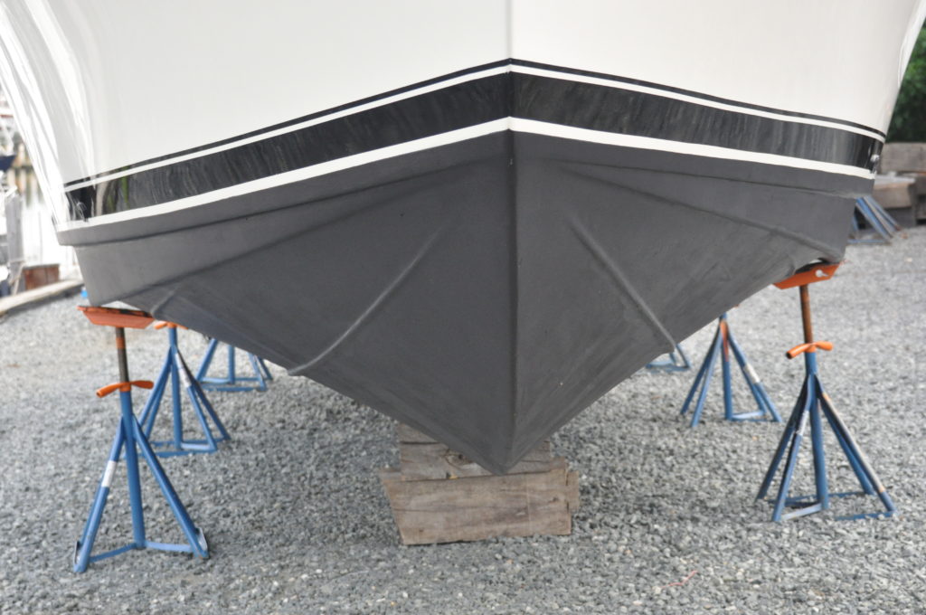 Pros and Cons for Bottom Paint - The Last Detail